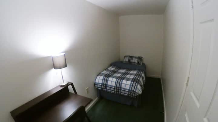 Budget Room Downtown/ Purdue - Lafayette, IN