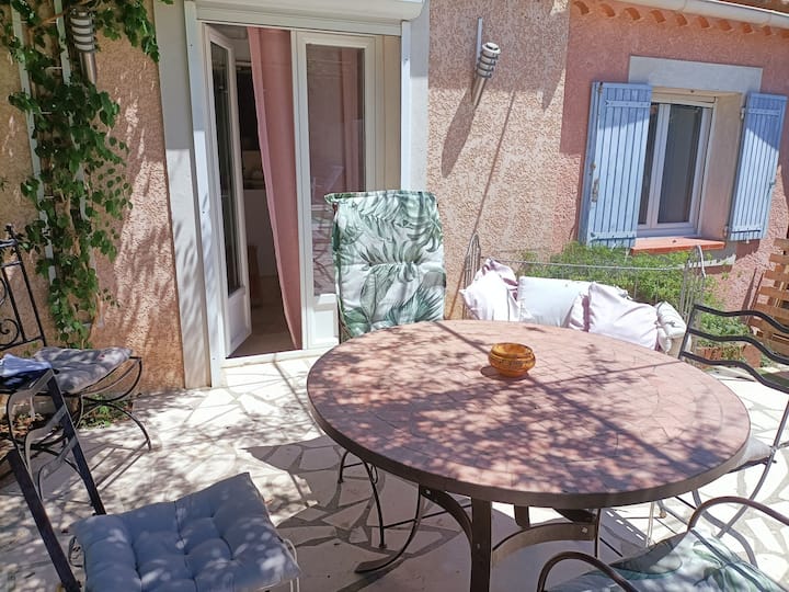 Charmant Studio - Villeneuve-lès-Avignon