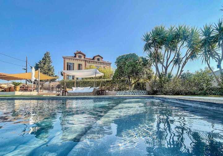 Vue Mer Panoramique Et Piscine à La Villa Du Phare - Marseille