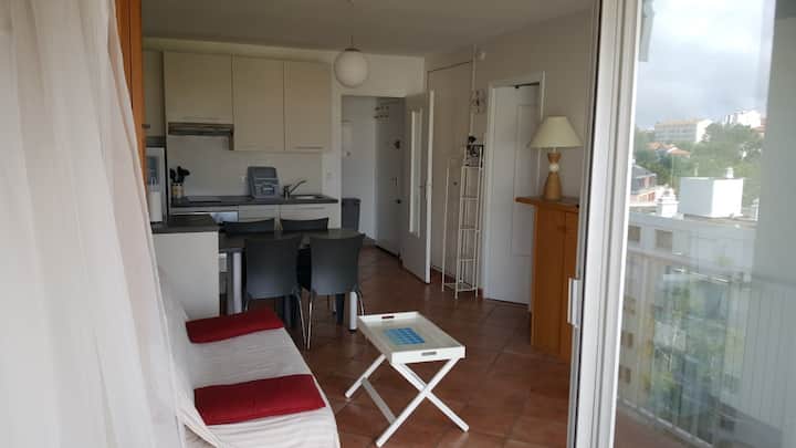Biarritz T2+parking-commerces,plages,golf à Pied - Biarritz