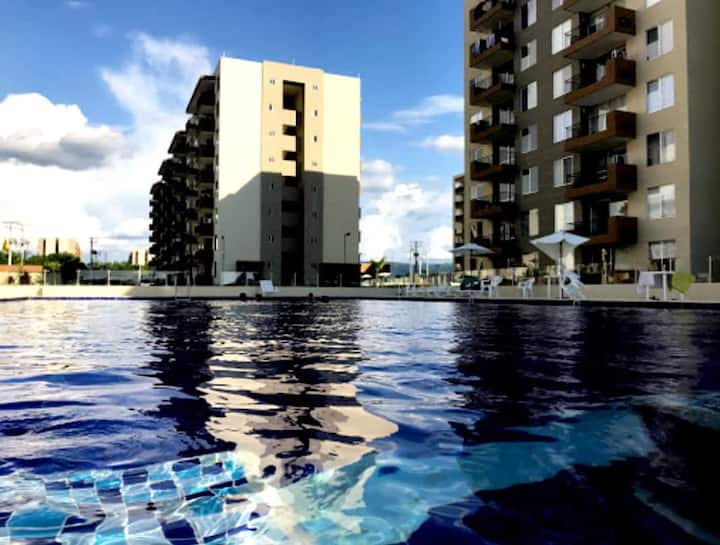 Apto Amoblado Hacienda Peñalisa Con Garaje - Girardot