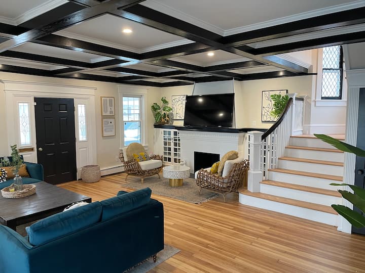 Big Beautiful Beach House That Sleeps 17!!! - Atlantic City, NJ