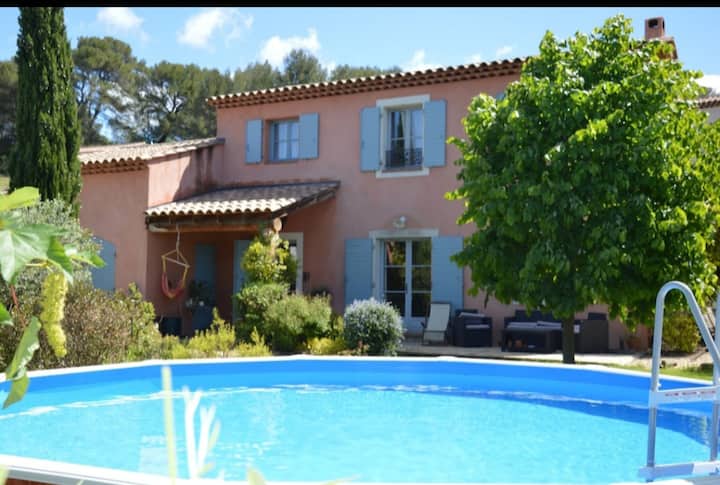 Une Maison En Provence - Cadenet