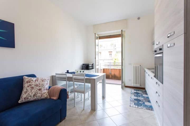 Bilocale/ Via Lazzaroni (5 Piano) - Milán