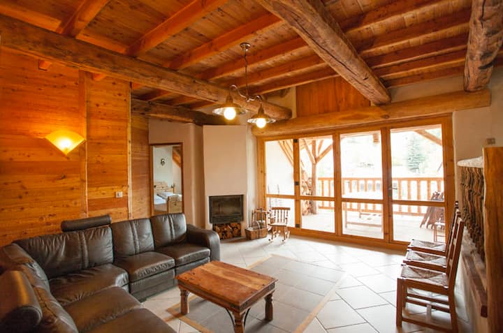 Chambre Double 3 Dans Un Chalet - Briançon