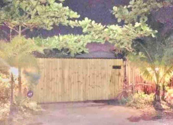 Beach , Downtown With Pool - Delray Beach, FL