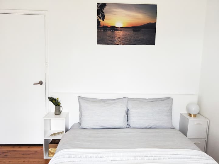 10 Mins Walk To Station Near Horse Farm +Tv - Liverpool