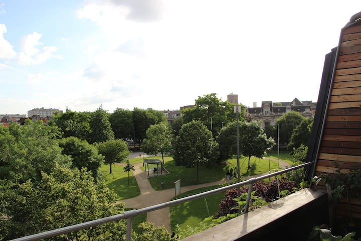 Location With A View & South Terrace - Antwerp