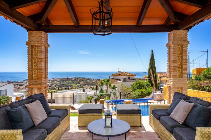 Top Výhledy, Vyhřívaný Bazén, Pár Minut Od Všeho - Benalmádena