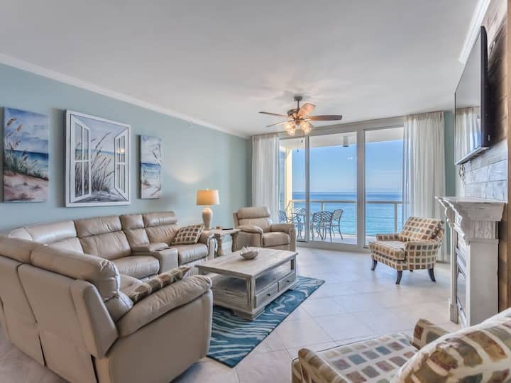 Beautifully Condo Book Today - Navarre, FL
