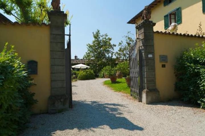Apartments In Winefarm & Pool, San Gimignano View - San Gimignano