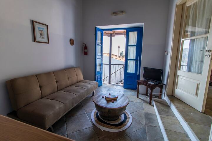 Traditional Apt In Charming Village Close To Beach - Калавасос