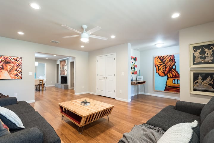 Austin Retreat - No Service Fee Or Checkout Tasks! - Austin, TX