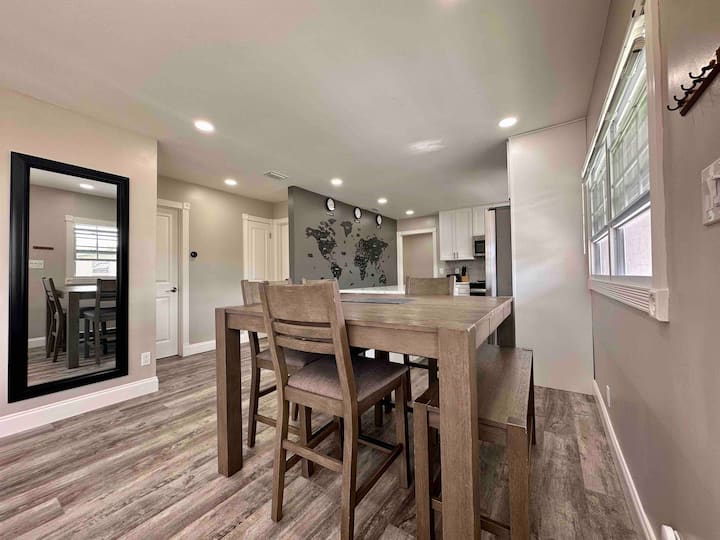 Newly Renovated House St. Pete 3bed/2bath - Pinellas Park, FL