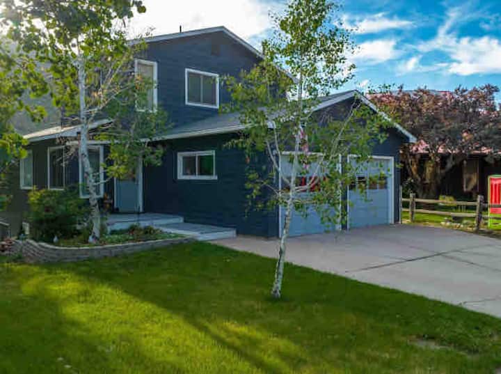 Glenwood Springs Vacation Home 23-013 - Glenwood Springs, CO