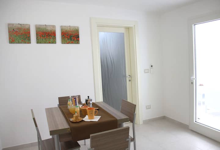 Per Un Soggiorno Tranquillo E Ospitale, Restoqui'! - Casarano