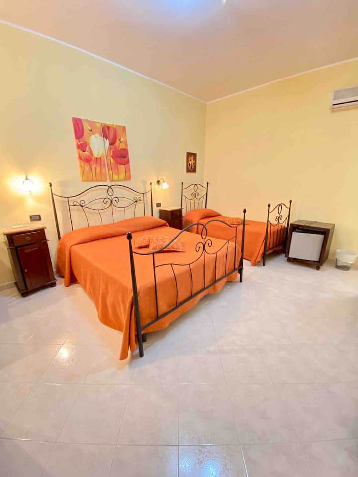 Baglio Cusenza Rooms- Camera Tripla Con Terrazza - San Vito Lo Capo
