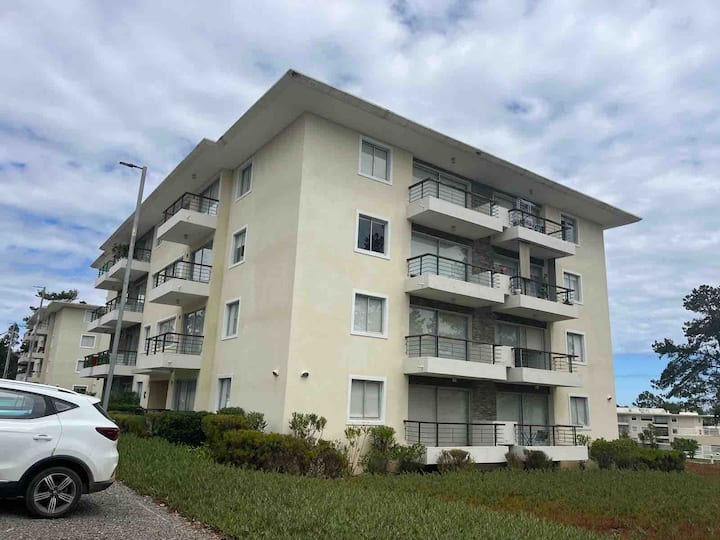 Amplio Depto. En Condominio 3 Dormitorios 2 Baños - El Tabo