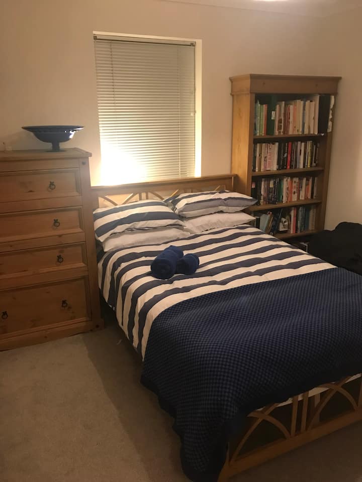 Room In Apt Close To All Bournemouth Has To Offer - Bournemouth