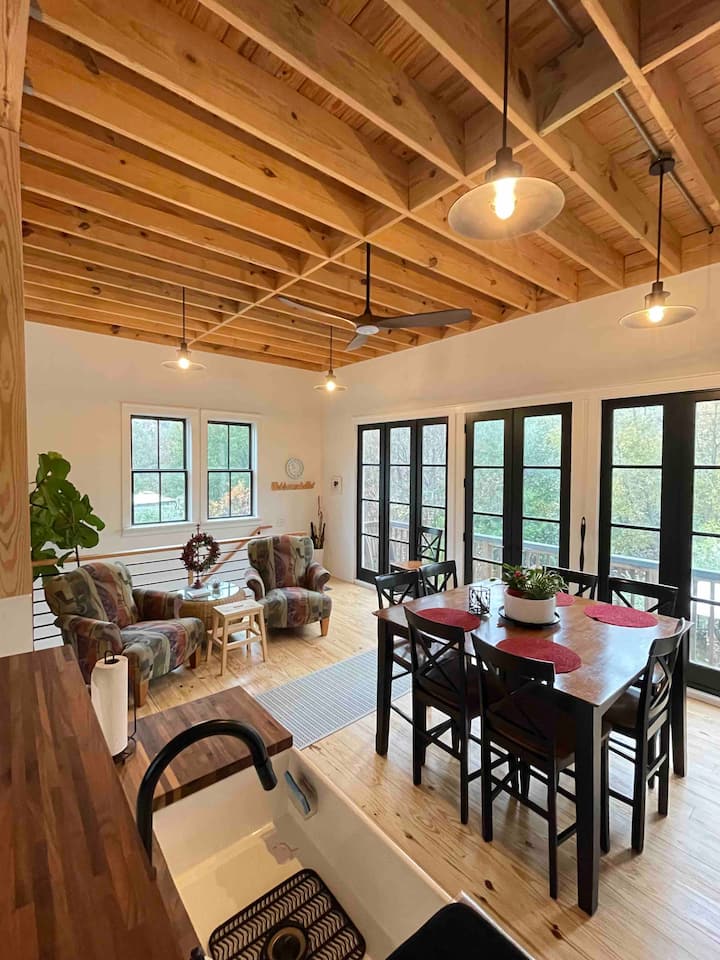 Bayou-side Guest House In Historic Houston Heights - Northside - Houston