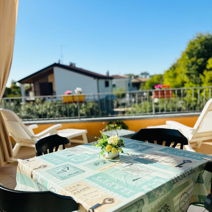 Terrazza Baciata Da Sole - Lazise