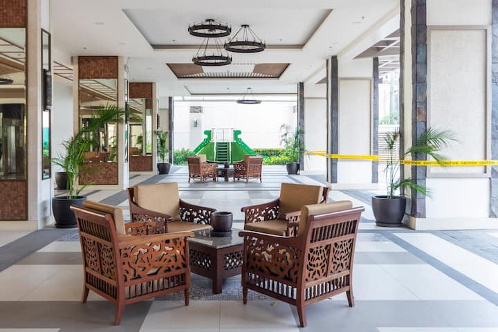 2 Br Beautiful Condo Near T3 And Villamor Golf - Pasig