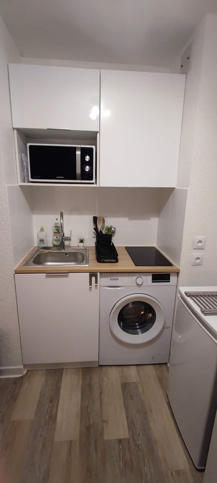 Super Studio Privé Chic Et Bien Situé. - Annemasse