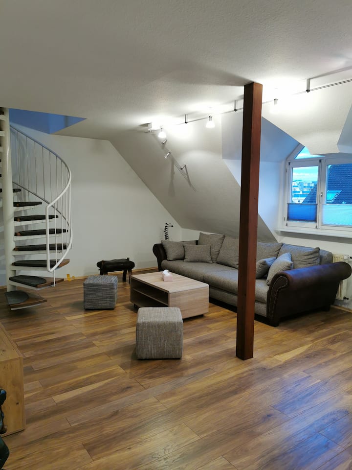 Helle Maisonnette Wohnung - Recklinghausen