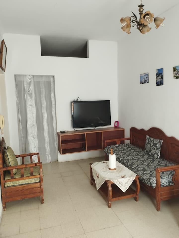 Maison De Ville à 200 Mètres De La Plage. - Hammamet
