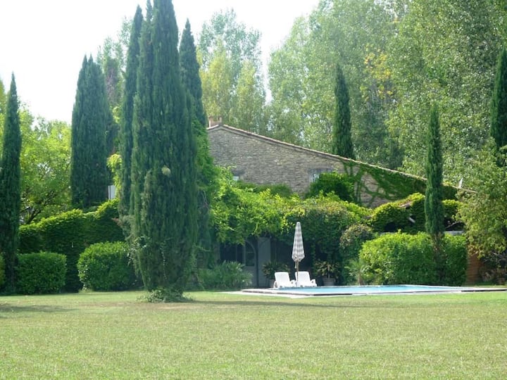 Lily's Studio In 17th-century Provençal Farmhouse - L'Isle-sur-la-Sorgue