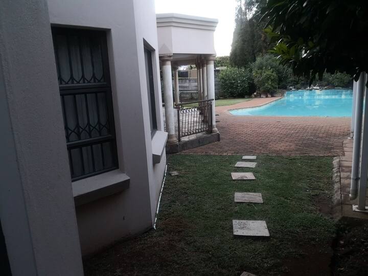 Golden Touch House - Tembisa