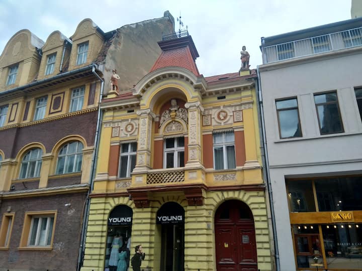 Best Place 1 - Brașov