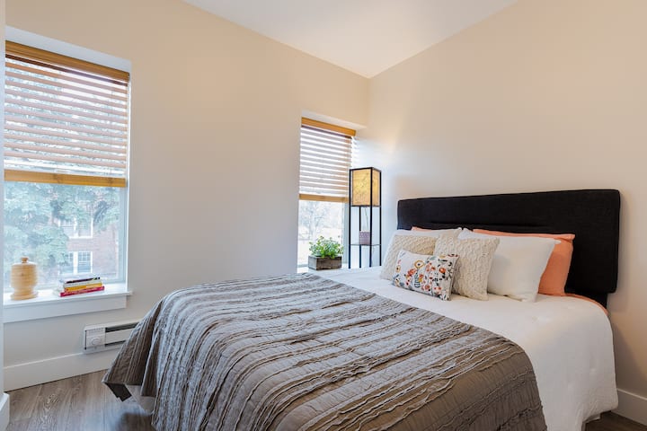 Historic Downtown Suite - Great Falls, MT