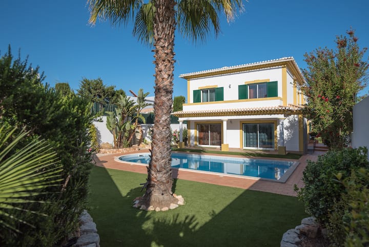 10 Best Villas With Private Pool In Alvor, Portugal | Trip101