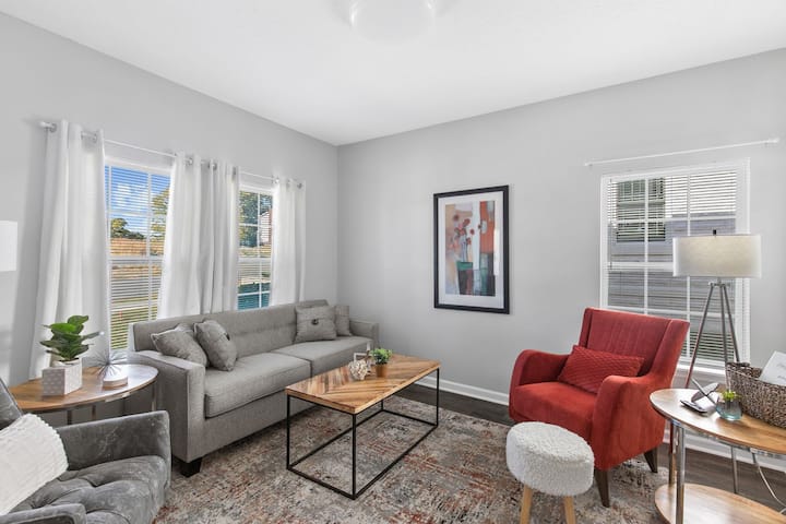 Awesome Apt #1 With Free Parking - Splash Pad, Birmingham