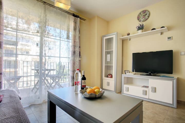 Cozy Apartment Near The Sea In Estepona - Estepona