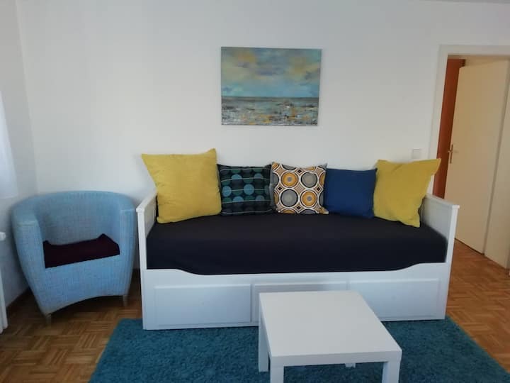 2-zimmer Wohnung In Sehr Ruhiger Lage, Hegnach - Waiblingen