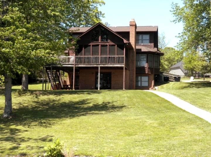 Entire House 5br/3.5ba Waterfront - Mooresville, NC