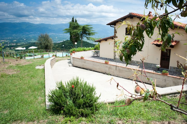 Agriturismo Gli Allori App. N. 3 Con Piscina - Toscane