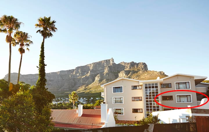 Cosy Kloofstreet 1bd With Balcony And City Views - Cape Town