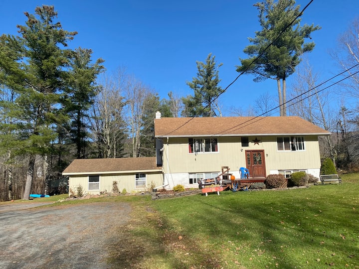 The Hideaway~catskills 2br Next To Lake - Hunter, NY