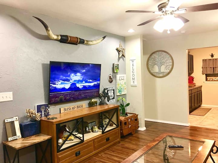 Texas Gem⭐️⭐️⭐️⭐️⭐️unit-a (I-40 & I-27) - Amarillo