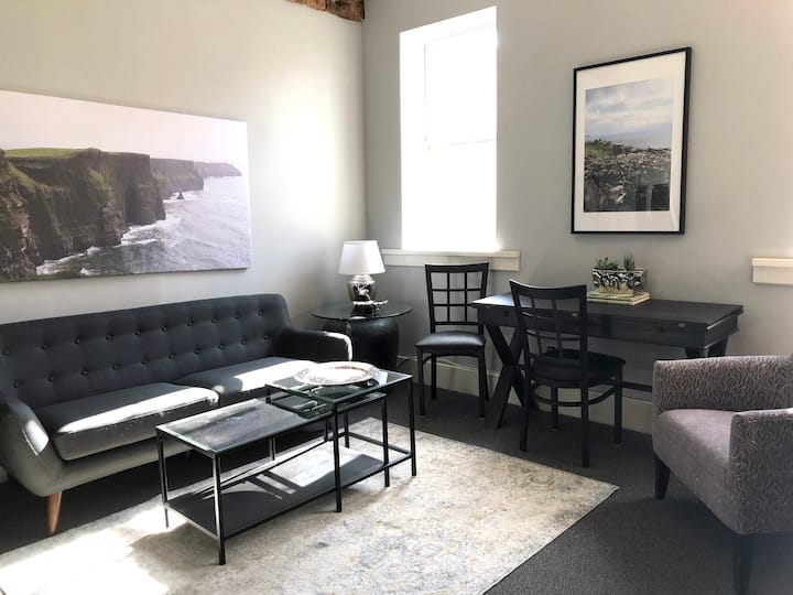 The River Suite At Riversong Heritage Suites - Hanover