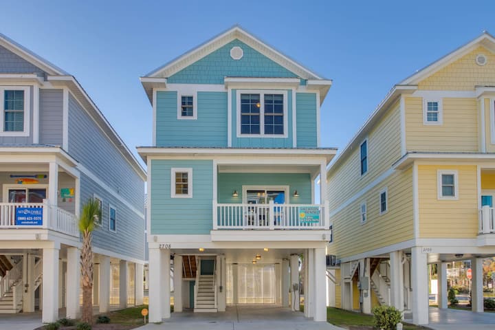 Beautiful Sea Breeze Beach House - Myrtle Beach, SC