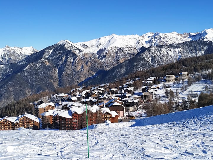 Appartement Pour 6 Personnes Départ Ski Aux Pieds - Risoul