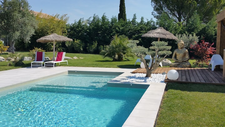 Un Gîte En Provence 3* 1 Piscine Chauffée &Jacuzzi - Provence-Alpes-Côte d'Azur (PACA)