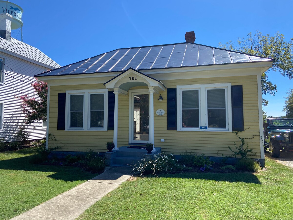 Charming Waterfront Cottage in Reedville - Cottages for Rent in ...