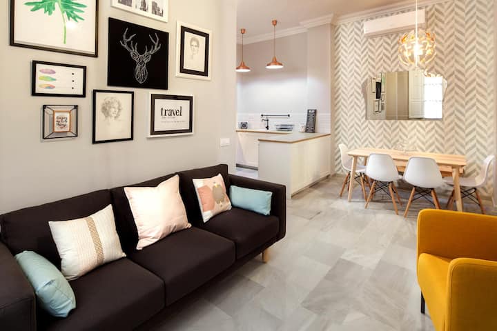 Family & Friends Romantic Three Bedroom Apartment - Málaga