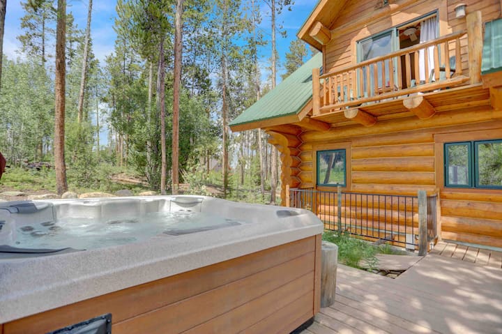 Indulge | Majestic Views | Teepee | Hot Tub - Winter Park, CO