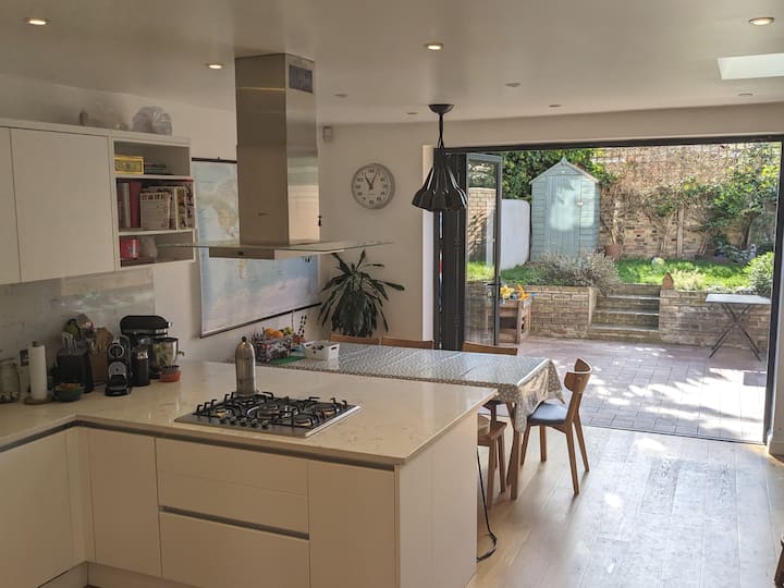 Stylish 4/bdr Family Home W/garden: East Dulwich - Londres